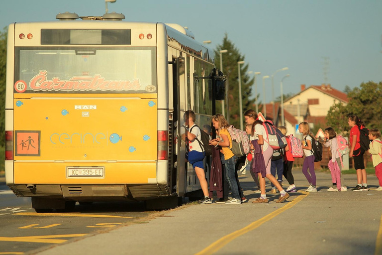 Najveći autobusni prijevoznici ukidaju dio školskih linija: 'To je ...