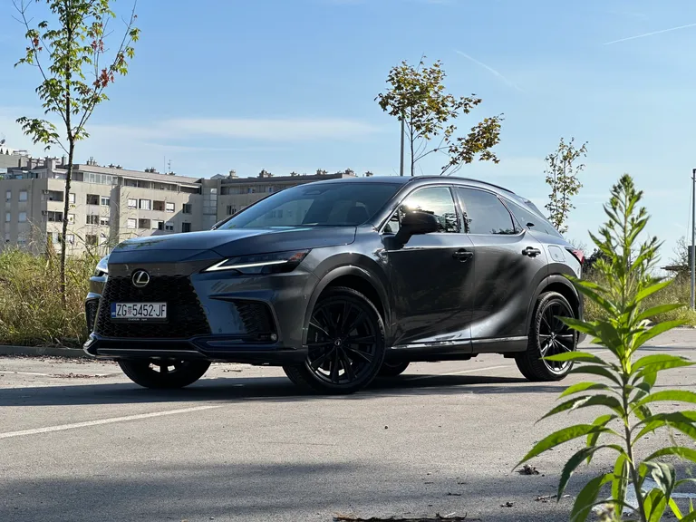 Test Lexus RX500h: Nenametljivi premium SUV koji se odlikuje kvalitetom ...