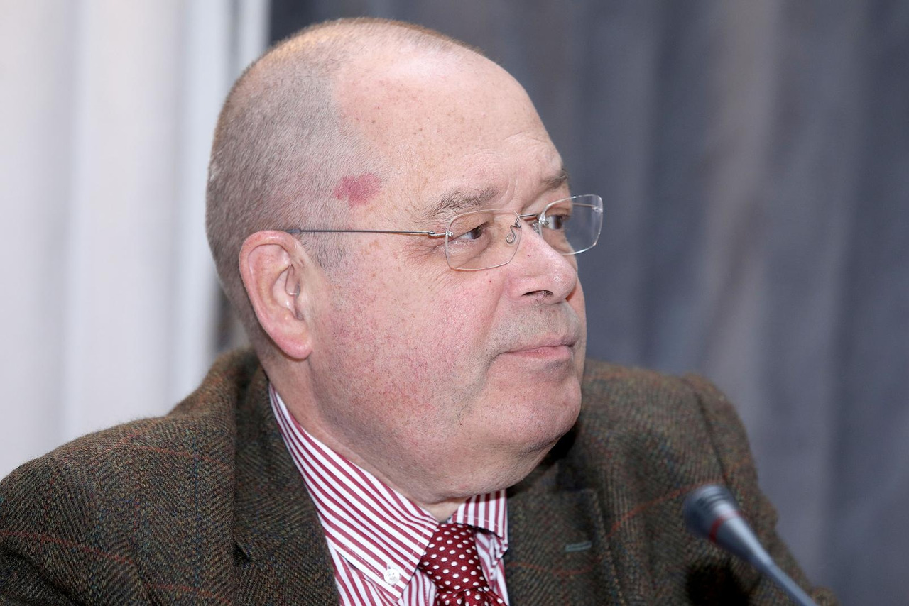 Nakon teške bolesti: Preminuo povjesničar i političar Ivo Banac - Net.hr