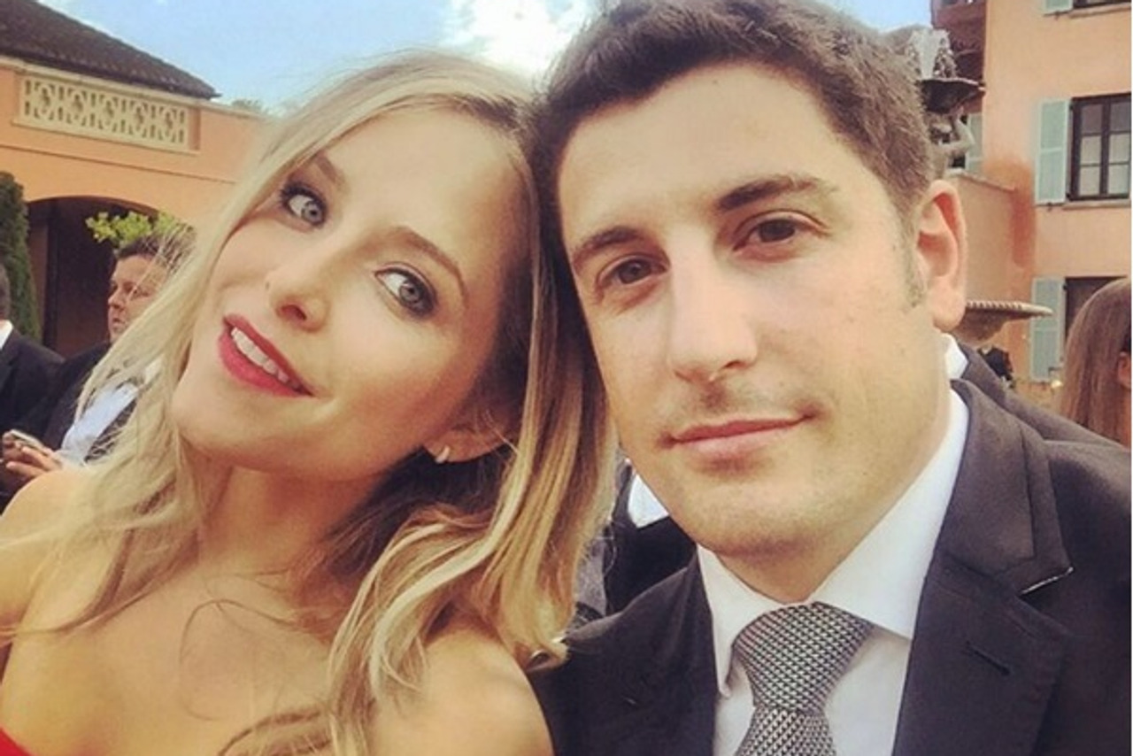 Zvijezda 'Američke pite' širi obitelj