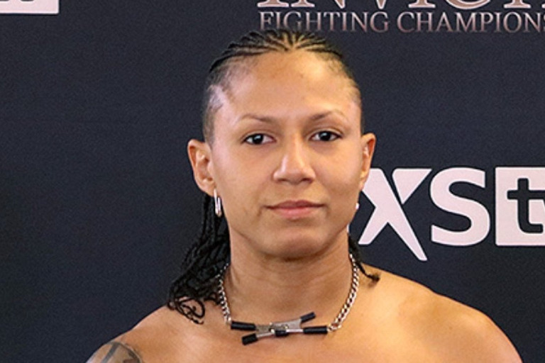 Žena Došla Gola Na Vaganje Uoči Meča I šokirala Cijeli Mma Svijet Imala Je I Posebnu Poruku
