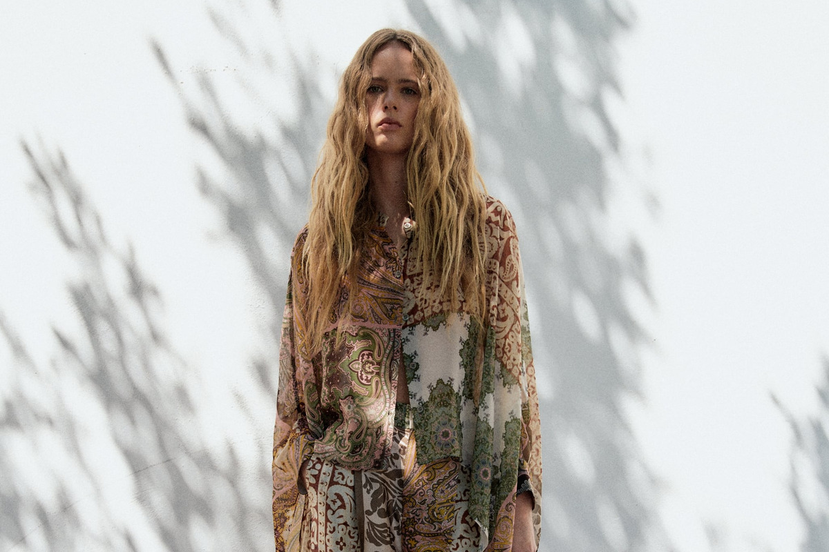 Zara bluze: Najljepši modeli za proljetne kombinacije - Žena.hr