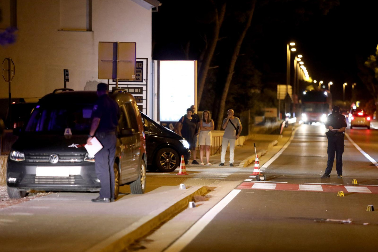 Teška prometna nesreća u Brodarici, auto naletio na dvije osobe ...