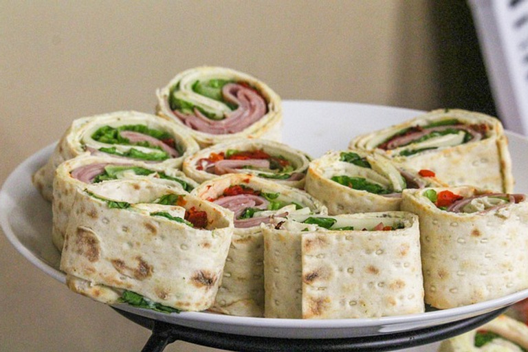 Tortilja topli sendvic: Topli sendvič od piletine u tortilji - Net.hr