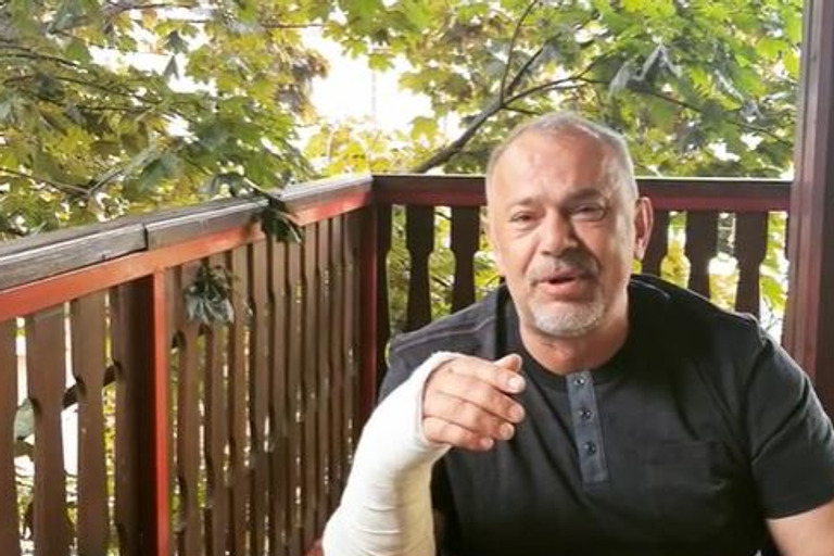 ZORAN ŠPRAJC NE MIRUJE NAKON NEZGODE: 'Uza sve nevolje, lom ruke donosi ...