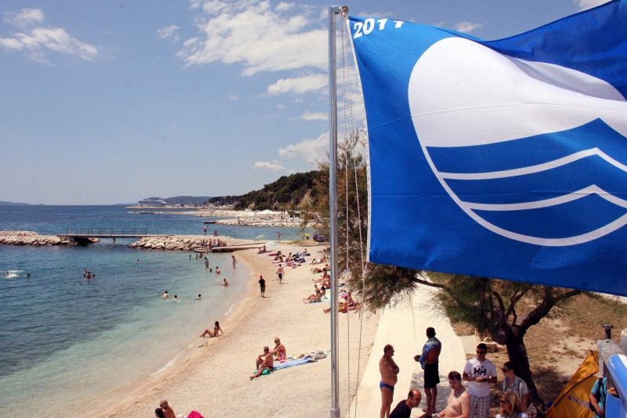 PLAVA ZASTAVA: Ovih 16 plaža osim ljepote krase uređenost i kristalno ...