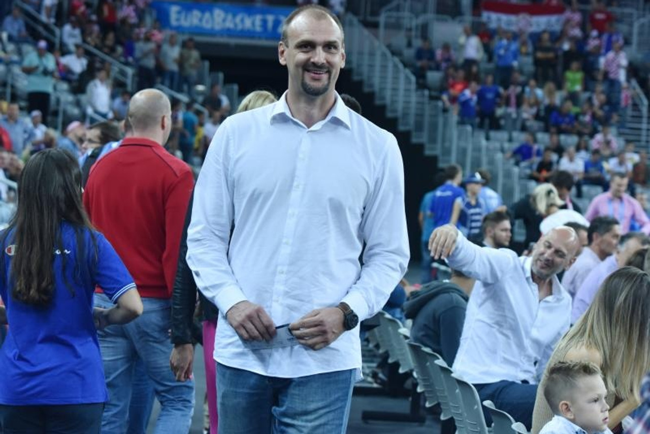 Maccabi vjeruje hrvatskim trenerima: nakon Spahije, doveo Žana Tabaka ...