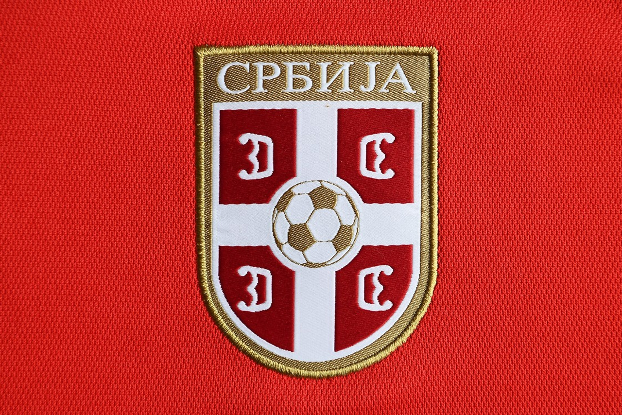 Srbi opet mijenjaju grb: Poznato koji detalji s njega odlaze u povijest ...