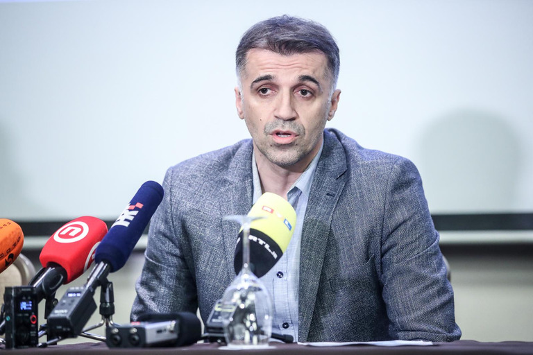 Josip Sesar predstavljen je kao novi izbornik košarkaške reprezentacije ...