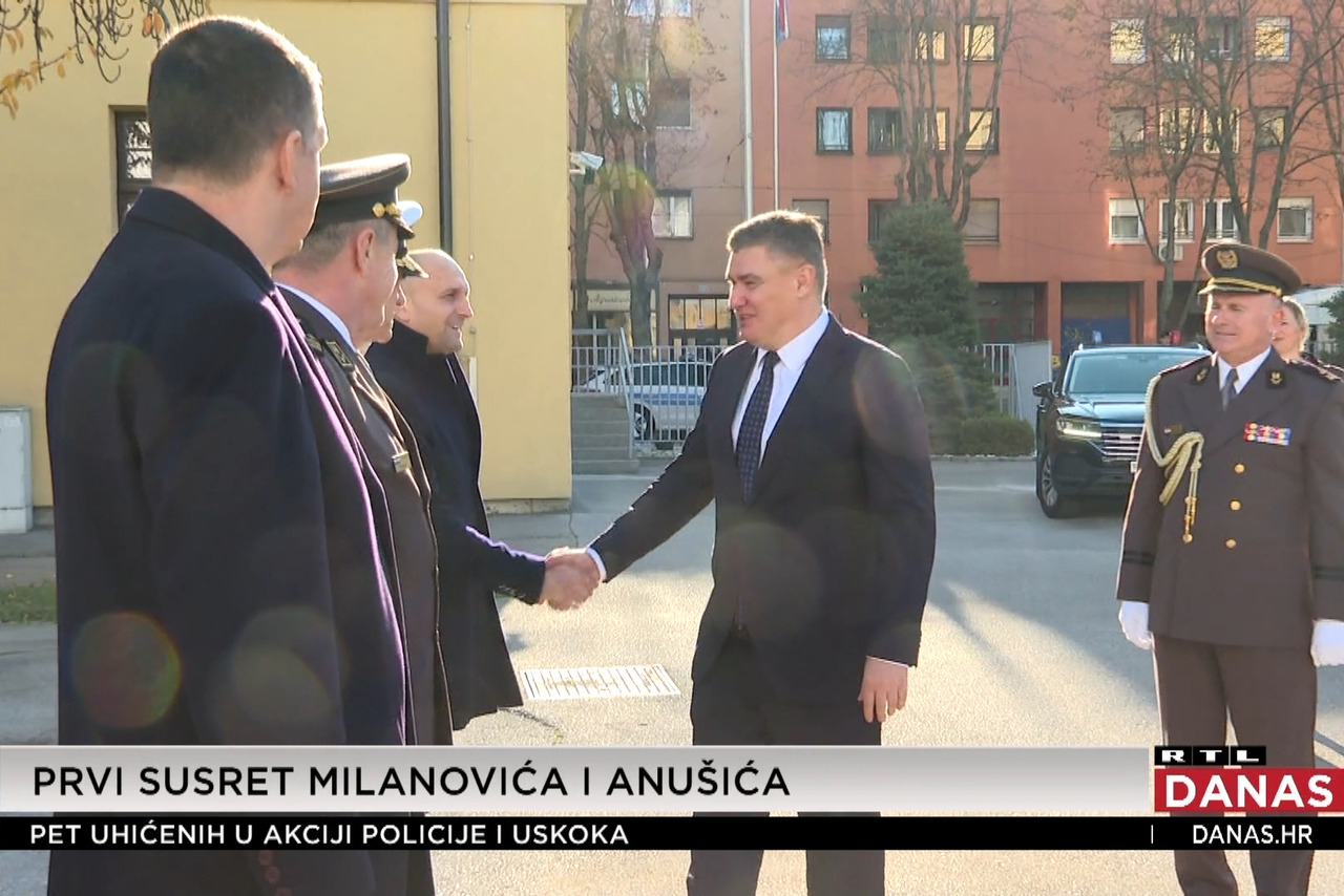 VIDEO Osmijeh od uha do uha kod obojice. Pogledajte kako je izgledao prvi službeni susret ...