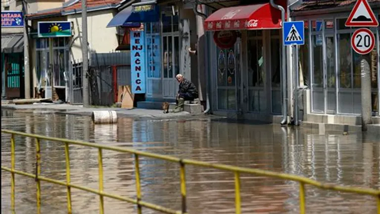 Poplave u Srbiji odnijele najmanje 27 života - Net.hr