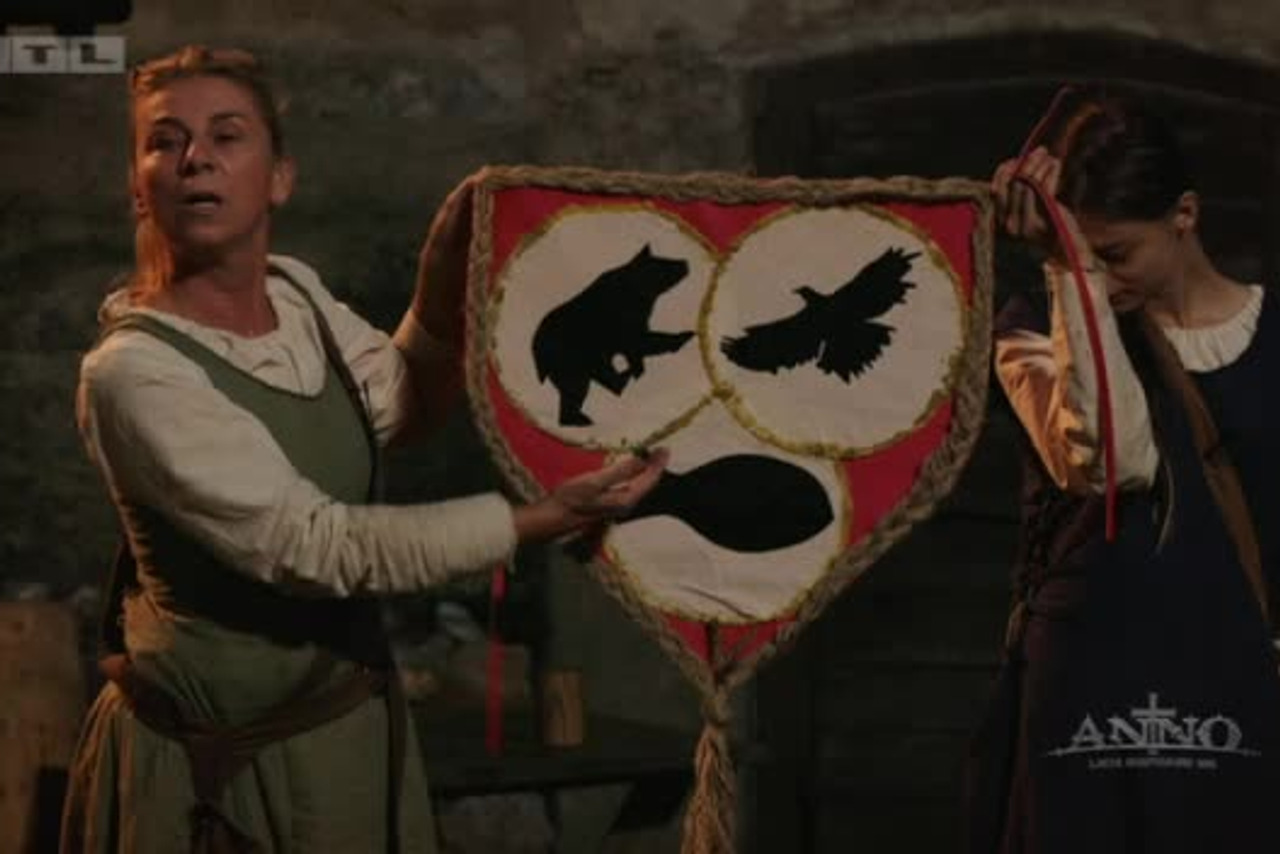 Kmetovi predstavljaju svoju zastavu