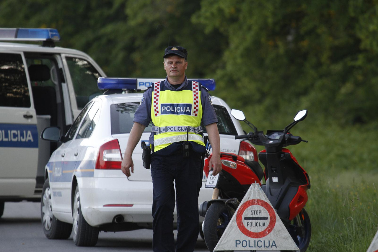 U prometnoj nesreći poginuo biciklist, u tijeku je očevid - Net.hr