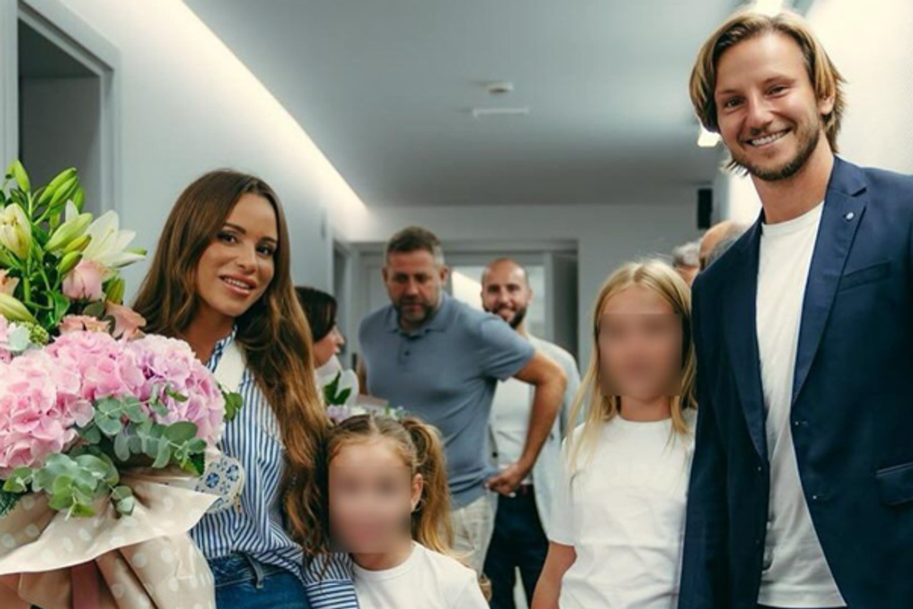 Ivan Rakitić s obitelji u Splitu, njegova supruga objavila fotke ...