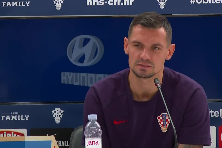 Obračunava se s onima koji mrze sve hrvatsko, s novinarima, ali i ... Obračunava se s onima koji mrze sve hrvatsko, s novinarima, ali i ...