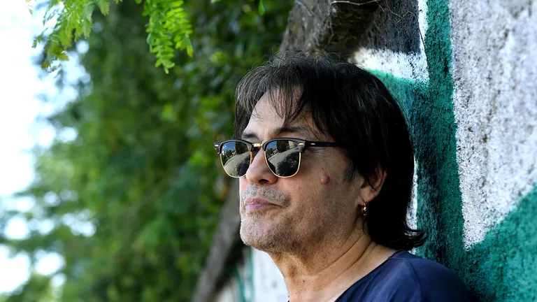 Vlado Kalember podijelio fotku iz mladosti: 'Evo, to sam ja. Prošlo je samo nešto preko 50 ...