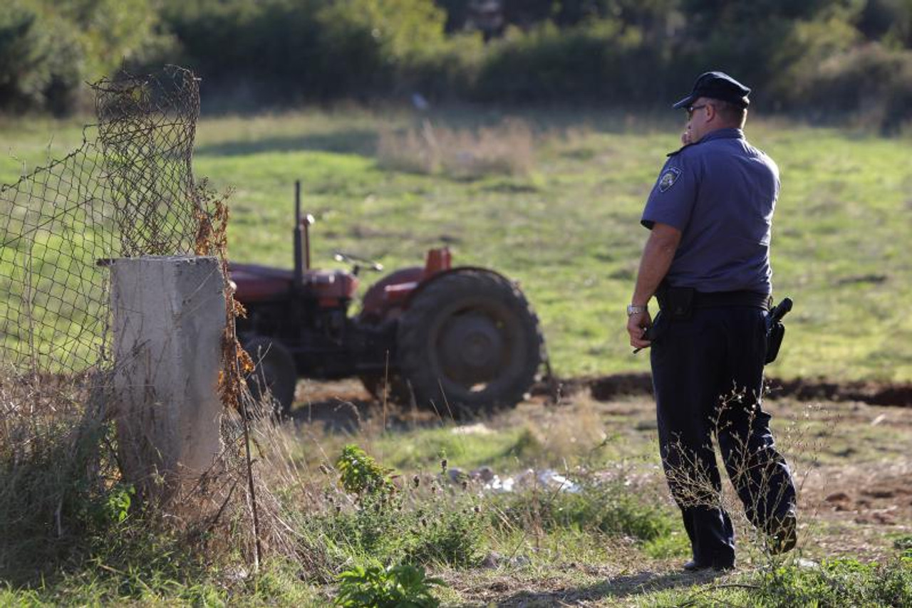 U prevrtanju traktora na livadi u Donjoj Šemnici smrtno stradao ...