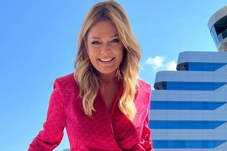 Minea zaustavlja vrijeme i ne izlazi iz minjaka: Vidite li razliku ...