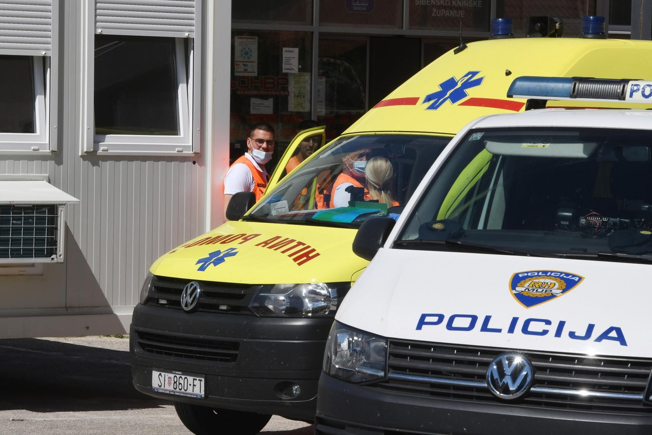 Muškarac koji je napao djelatnika Hitne je pod nadzorom policije - Net.hr