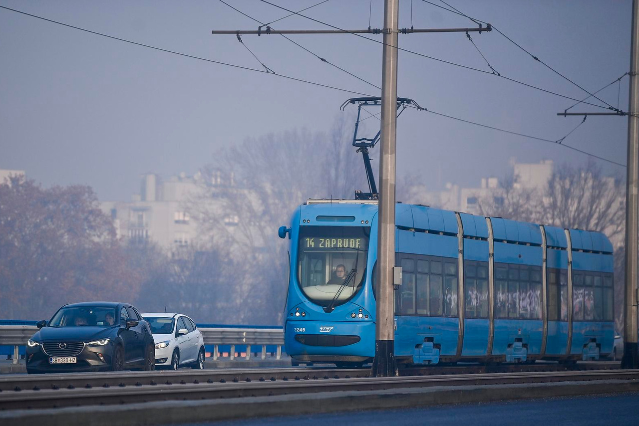 Tramvaji 7 i 14 ponovno prometuju preko Jadranskog mosta i Novim Zagrebom - Net.hr