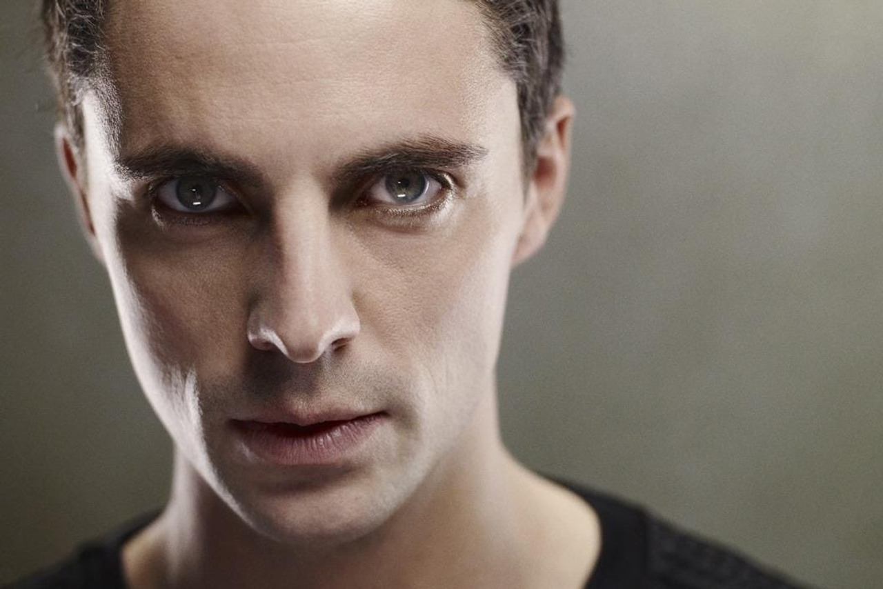 Matthew Goode je 1500 godina star vampir u novoj seriji 'A Discovery of ...