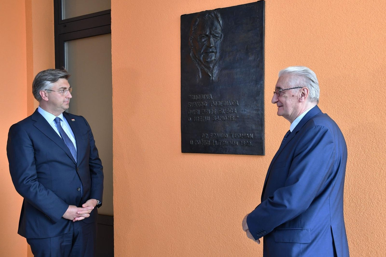 PLENKOVIĆ I JANDROKOVIĆ UPUTILI SUĆUT OBITELJI MIROSLAVA TUĐMANA: 'S ... PLENKOVIĆ I JANDROKOVIĆ UPUTILI SUĆUT OBITELJI MIROSLAVA TUĐMANA: 'S ...