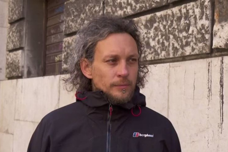 Prvi put za naše kamere progovorio HGSS-ovac napadnut na Platku: 'Sve ... Prvi put za naše kamere progovorio HGSS-ovac napadnut na Platku: 'Sve ...