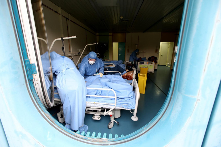 EKSKLUZIVNO Medicinska sestra iz KB Dubrava opisala kaos i pakao Covid ... EKSKLUZIVNO Medicinska sestra iz KB Dubrava opisala kaos i pakao Covid ...