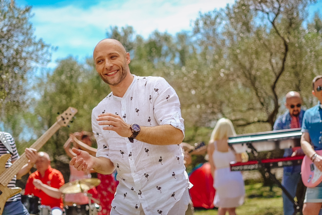 Mario Roth je snimio vruće scene s obožavateljicama