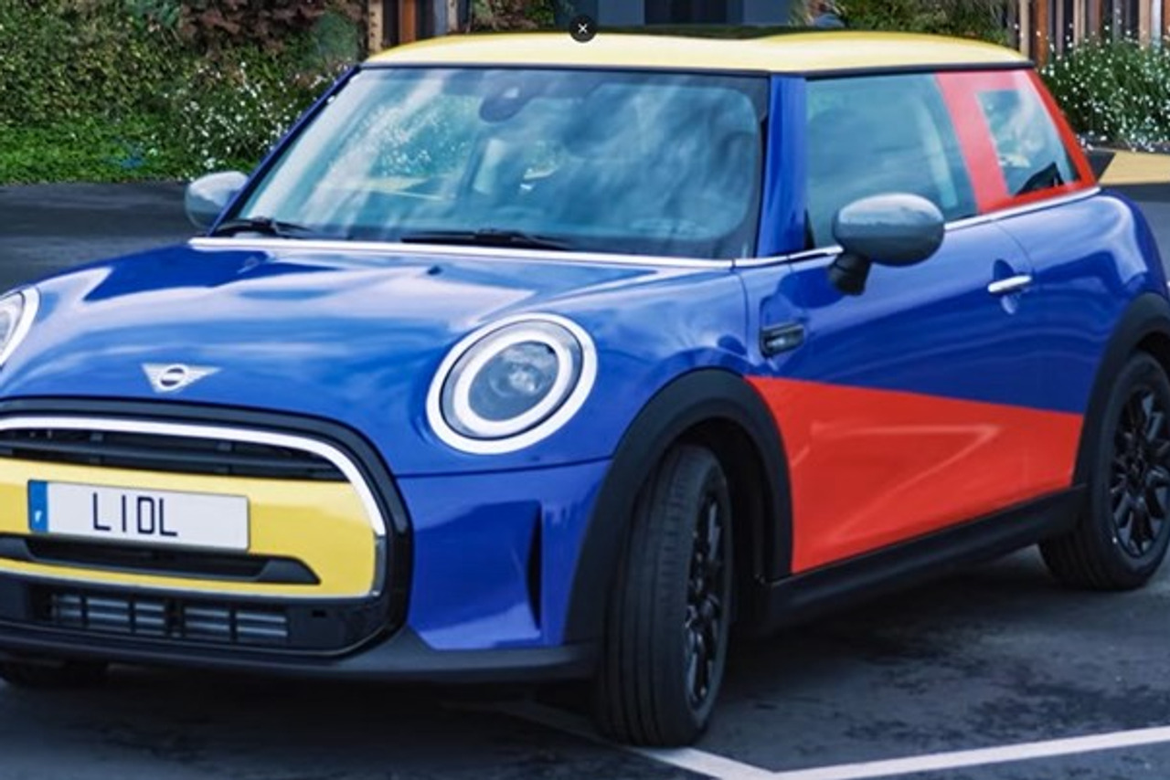 Nakon tenisica, Lidl lansirao svoj Mini Cooper u prepoznatljivoj plavo ...