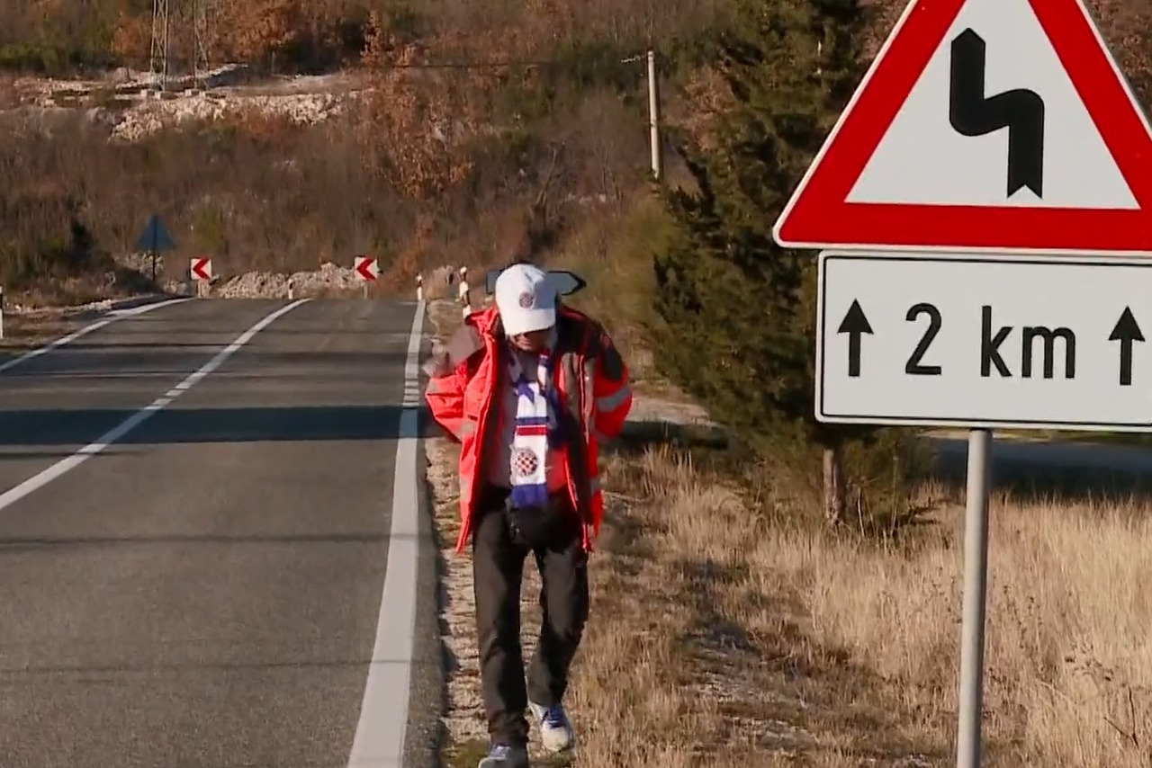 Pije 3 vrste tableta, dobio je žuljeve i bole ga noge. Ante je zbog 150 ...