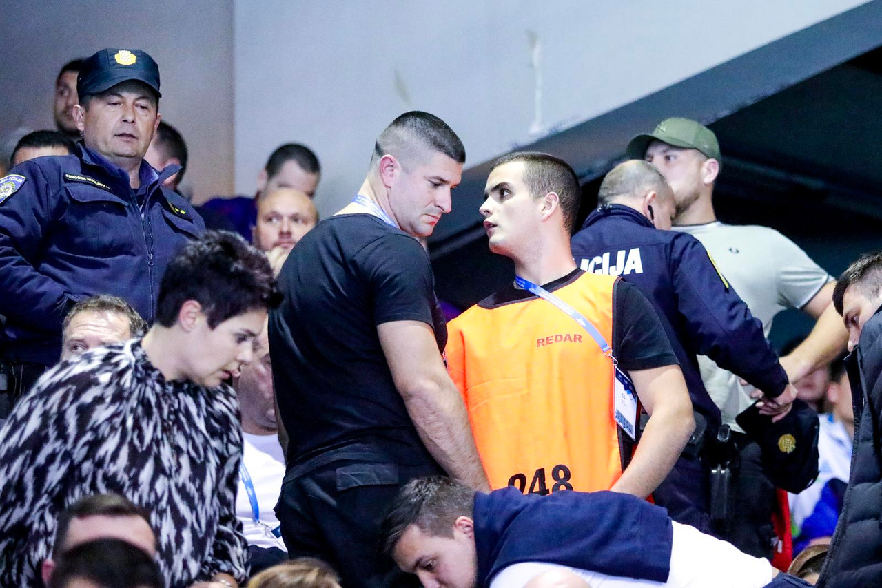 Nije moglo bez incidenta, intervenirala i policija - Net.hr