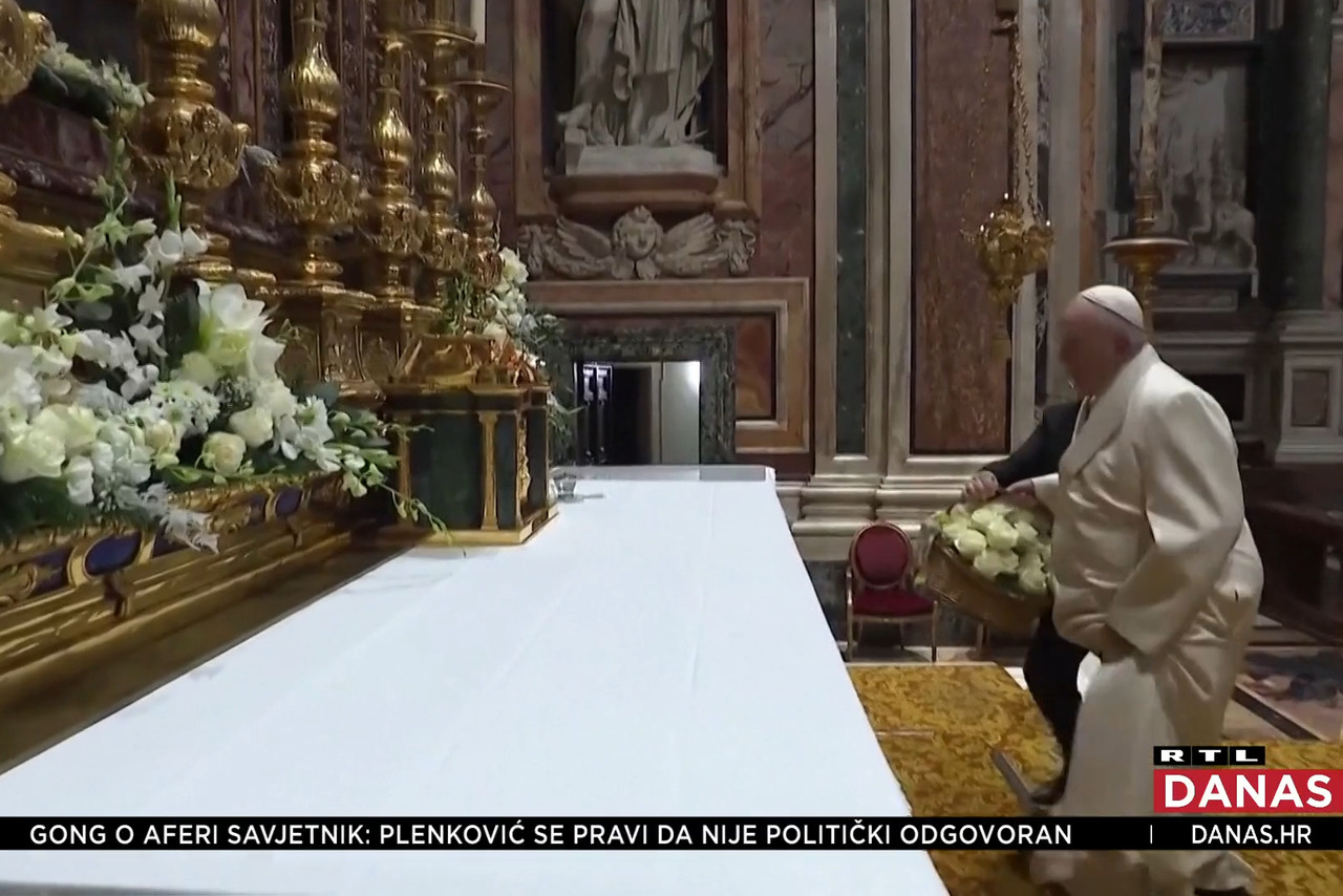 Ne želi se pokopati u Vatikanu, uoči 87. rođendana dao intervju: Papa Franjo o smrti, zdravlju ...