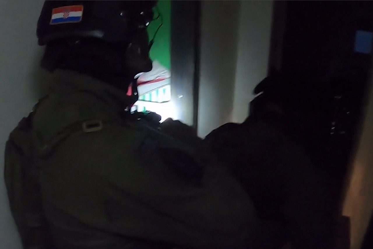 Policija u spektalukarnoj akciji uhitila pljačkaše milijuna: 'Živjeli su raskalašeno' - Net.hr